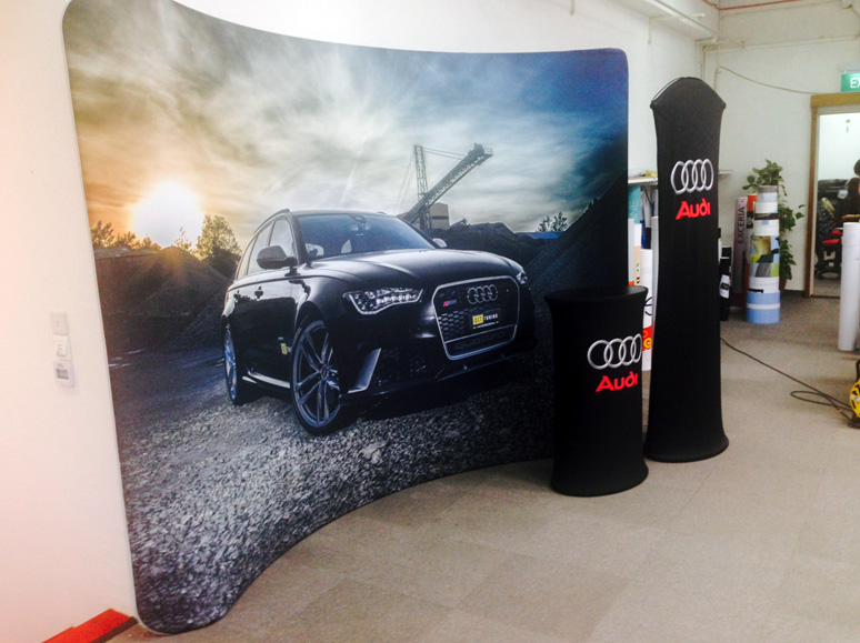 Special Material : AudiDream Backdrop